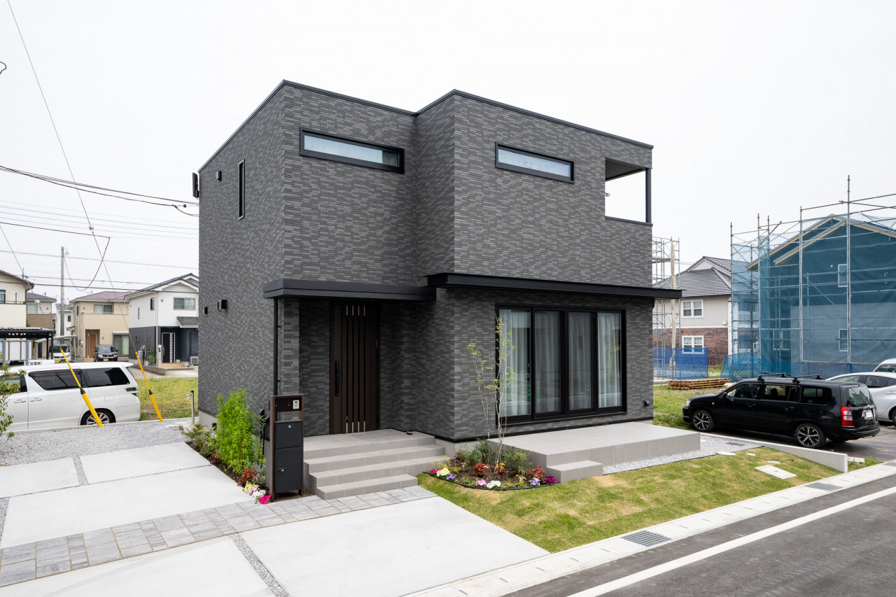 稲荷新田町SINCE Biss街かどモデルハウス｜お近くの展示場｜栃木・群馬の新築一戸建て注文住宅・分譲住宅｜トヨタホーム北関東